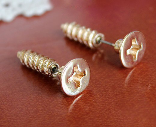 [grlhx130004]unique Cute Screw Earrings For Two on Luulla